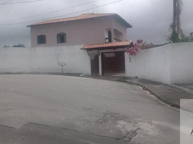 Compre Casa Sobrado com Edícula e Piscina em Jardim Camila Mogi das Cruzes