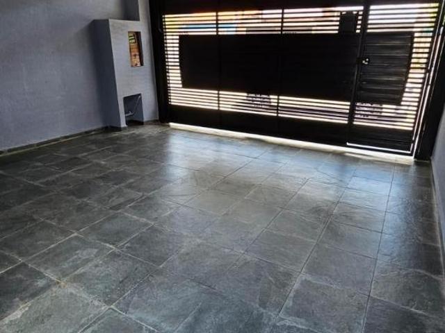 Compre Linda Casa Térrea em Jardim Universo Mogi das Cruzes