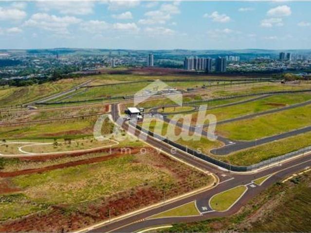 Compre Terreno em Condomínio Jardins com 470M² em região do Quinta da Primavera
