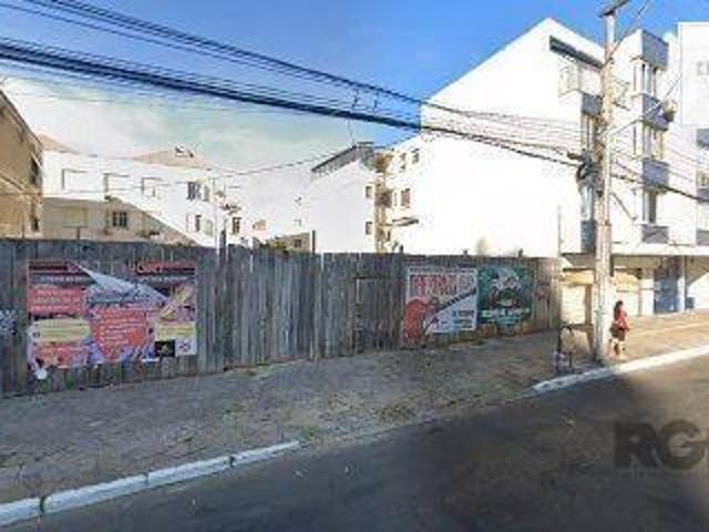 Compre terreno na Av Bento Gonçalves, 20,24 X 24M2,Bairro Partenon