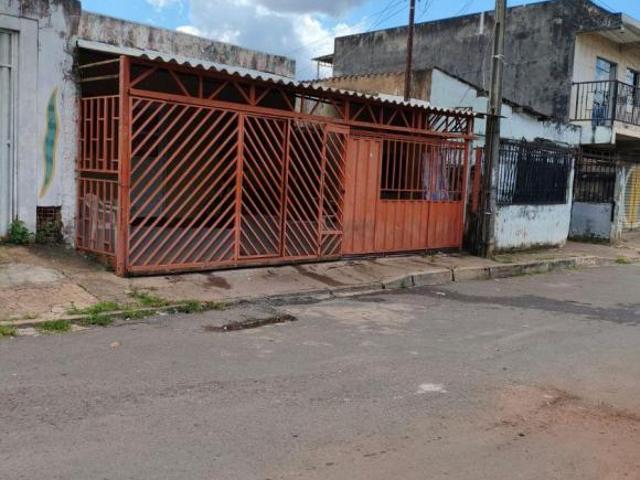 COMPRE UMA CASA QUE VALE POR DUAS!