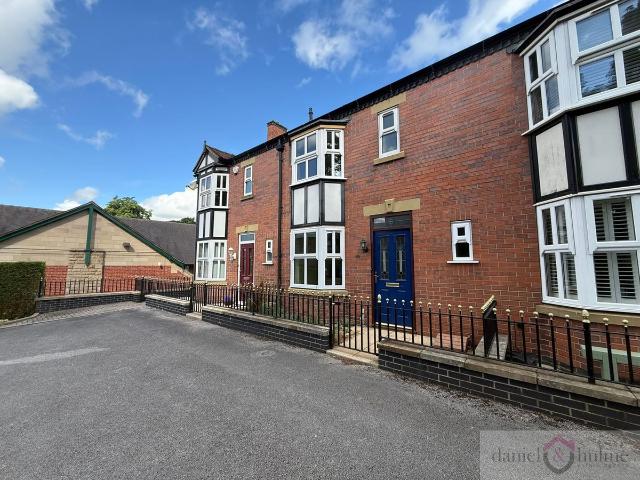 Compton Mews, Leek ST13, Property to rent, £950 pcm | PrimeLocation