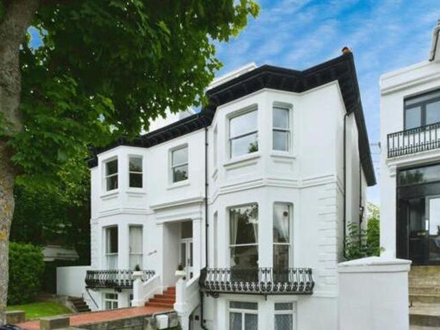 Compton Avenue, Brighton, 2 Bedroom Flat