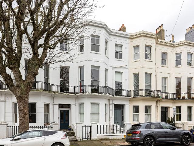 Compton Avenue, Brighton BN1, Studio to rent, £1,000 pcm | PrimeLocation