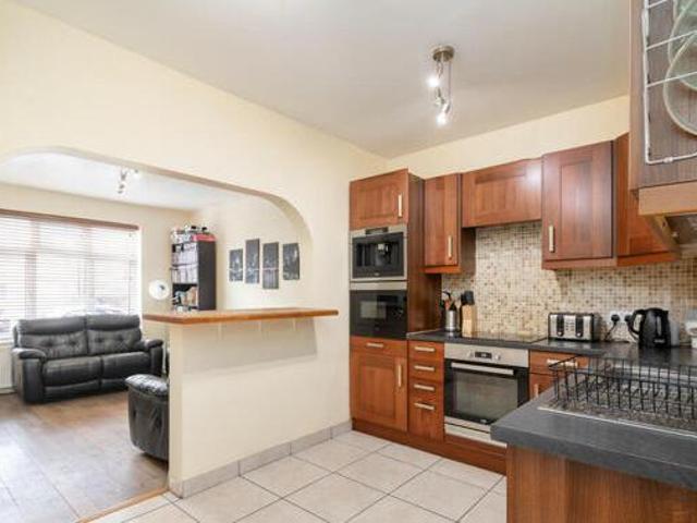 Compton Crescent, London, 4 Bedroom Terraced