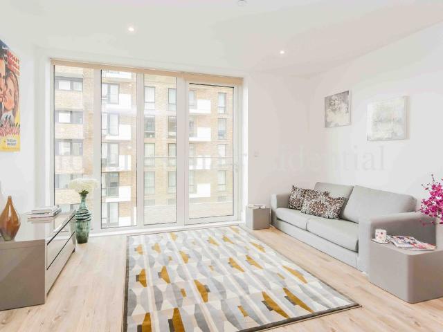 Compton House, Victory Parade, Royal Arsenal SE18, 1 bed flat to rent, £2,000 pcm | PrimeLocation