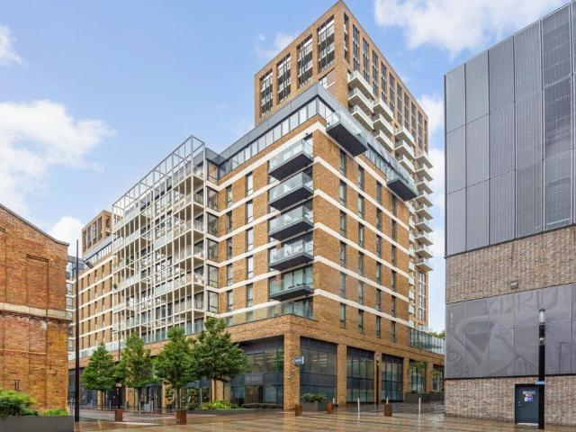 Compton House, Woolwich Arsenal, SE18 2 bed apartment to rent £2,500 pcm £577 pw