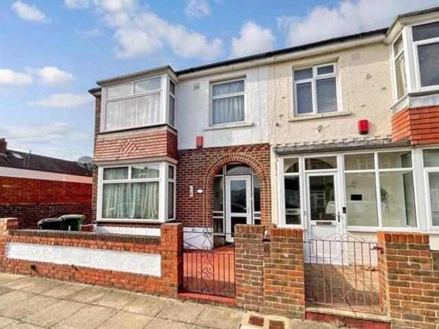 Compton Road, North End, 3 Bedroom End