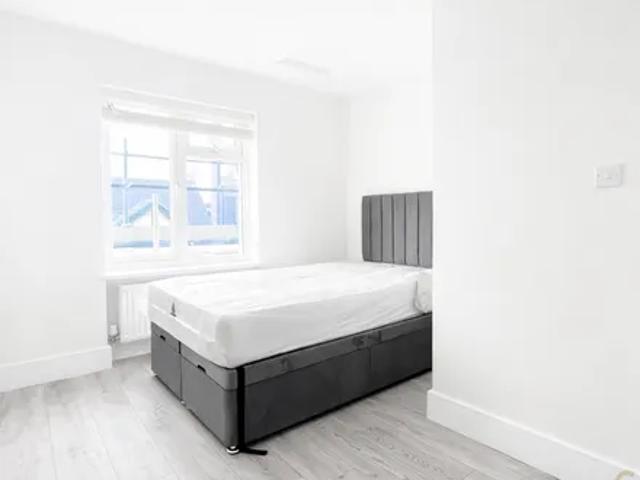ComputeRescueUK.Com, 58 Surbiton Road, London, KT1 2HT, United Kingdom | 1 bed house for rent #167530946 | Rentberry