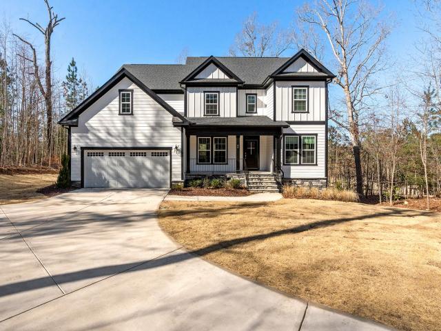 Contemporary 6 Bed 4 Bath Home in Chapel Ridge Available Now!