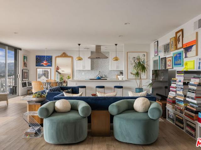 Contemporary apartment with pool