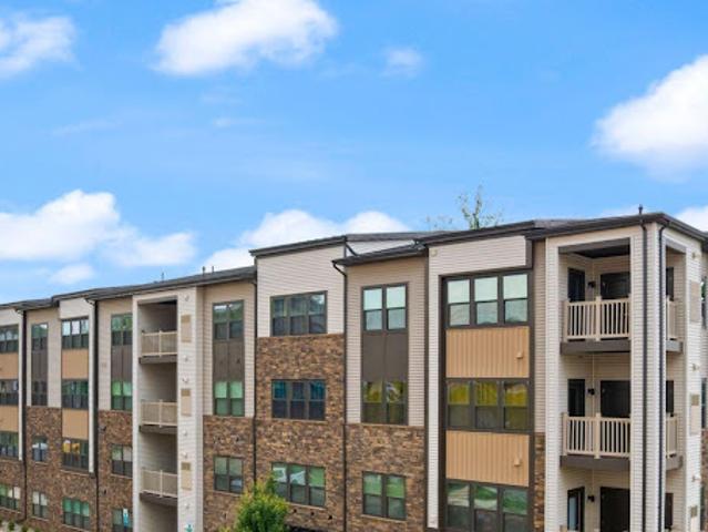 Contemporary apartment with pool
