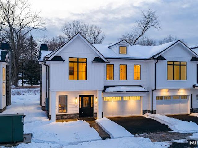 Contemporary house