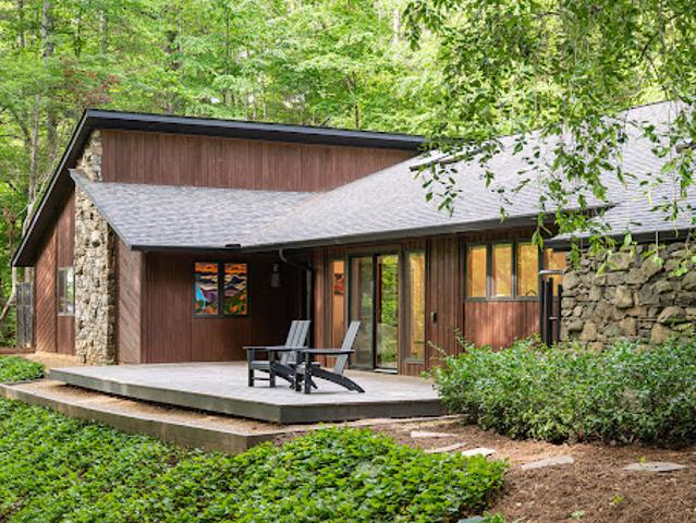 Contemporary house with terrace