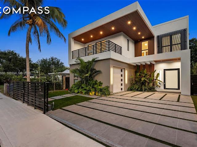 Contemporary house with garden