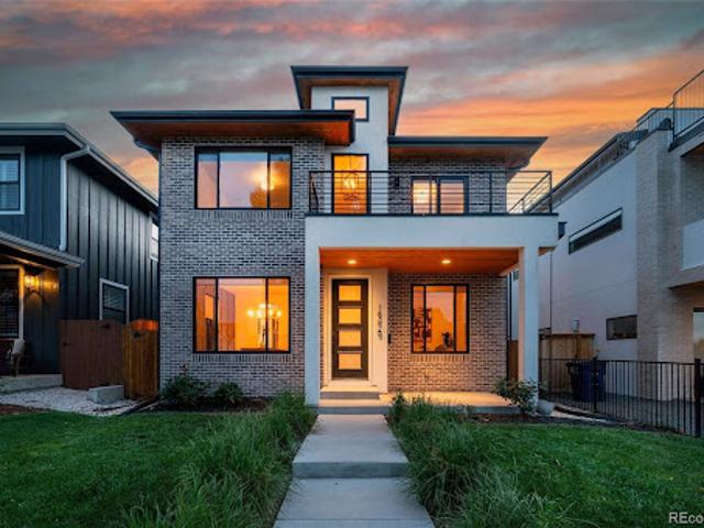 Contemporary house with garden and terrace