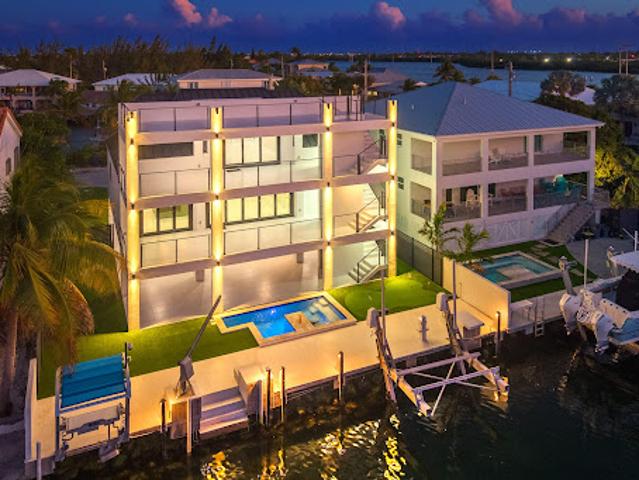 Contemporary house with pool and terrace