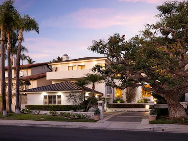 Contemporary house with pool and garden