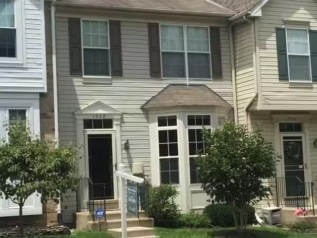 Contemporary, Interior Row/Townhouse CROFTON, MD 1528 Long.