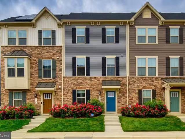 Contemporary, Interior Row/Townhouse LAUREL, MD 1736 Mill B.