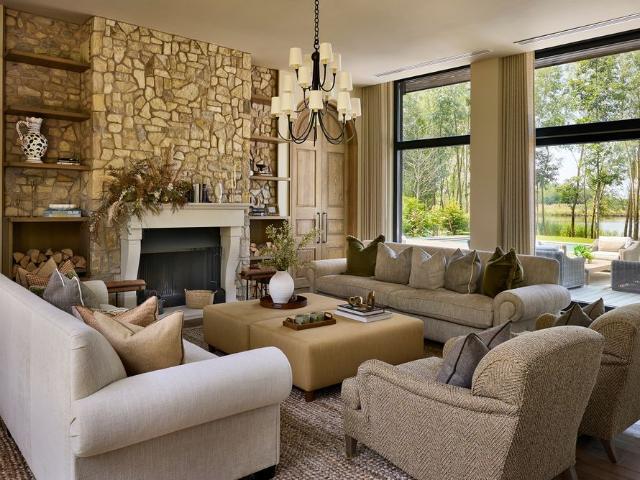 Contemporary Lakeside House at The Lakes by Yoo