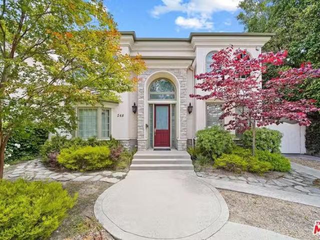 Contemporary Mediterranean, Single Family Residence Beverly.