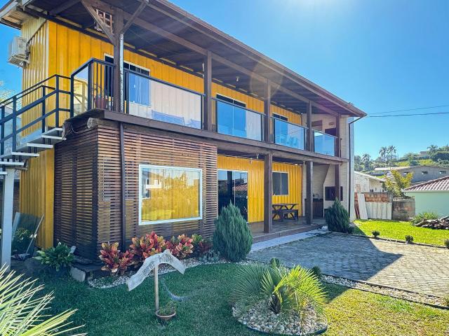 Contêiner Exclusivo Praia da Gamboa GAR002