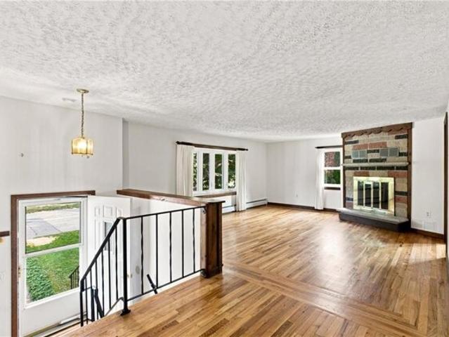 Continental Dr, Middletown, Home For Sale