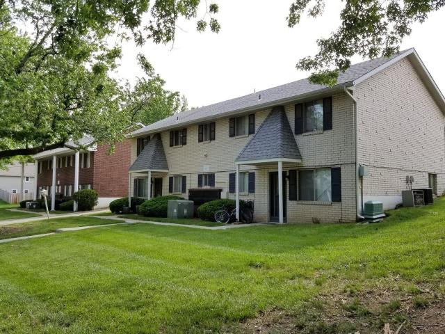 Continental North Apartments 2 Bedroom Apartment for Rent at 7670 N Euclid Ave, Kansas City, MO 64118 Ridgefield