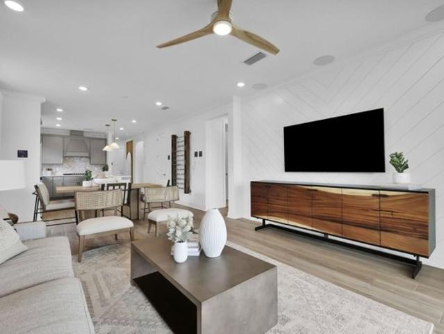 Contour Select Plan Seminole Palms Community