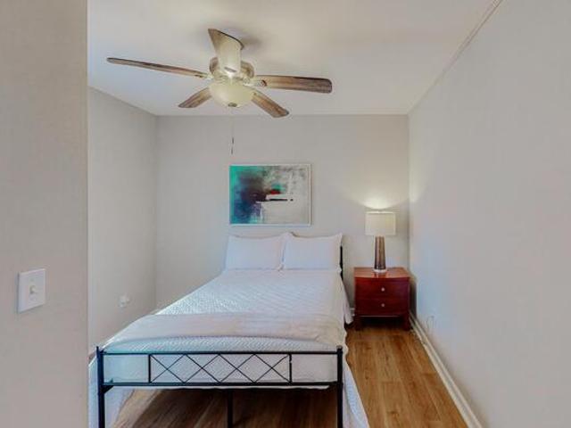 Convenient Norcross Location!