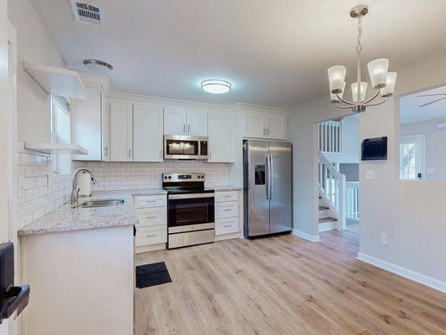 Convenient Norcross Location!