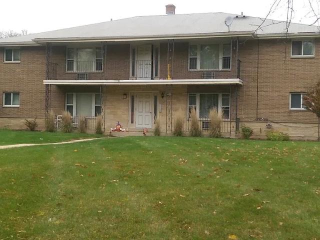Convenient Apartment Close To Transit