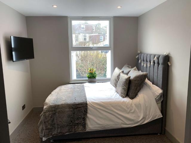 Convenient House Share in Brighton Room 4