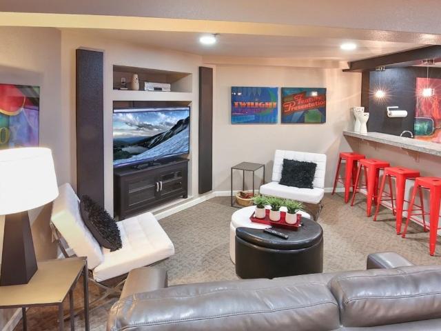 Convenient Living near Historic Humboldt District! Studio Apartment for Rent at 1245 N Humboldt St, Denver, CO 80218 Cheeseman Park
