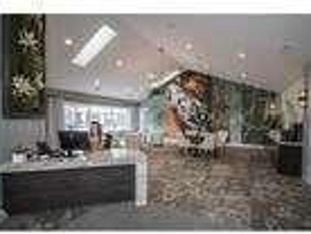 Convenient location 1 bed 1 bath for rent. Parking Available!