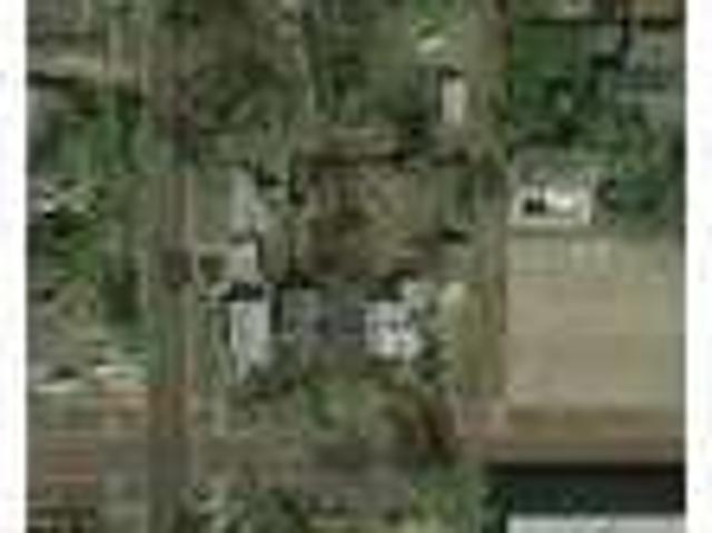 Convenient location 2 bed 1 bath for rent