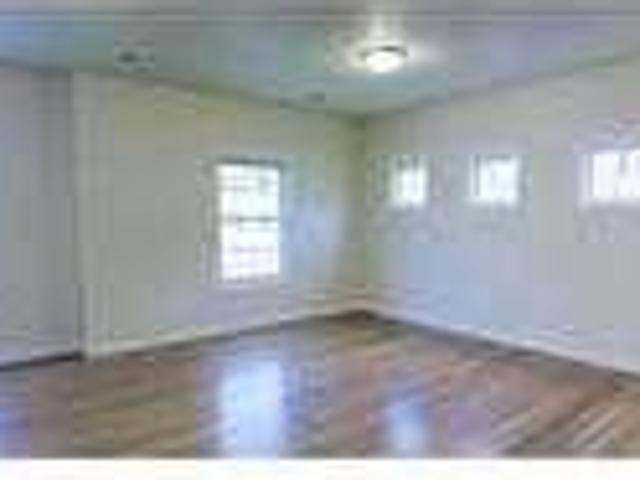 Convenient location 2 bed 2.50 bath for rent