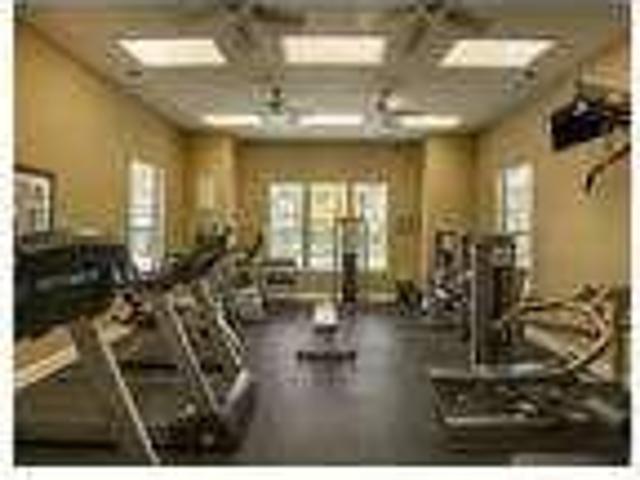 Convenient location 3 bed 2 bath for rent. Pet OK!