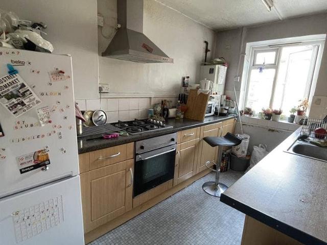 Convenient Room in Central London