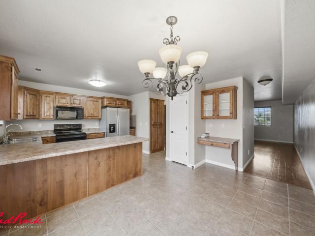 Conveniently Located 3 Bedroom 2.5 Bathroom Townhome