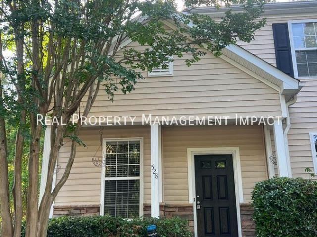 Conveniently located 3 Bedroom 2 Bath End Unit Townhome in Auburn Square Community SW Durham