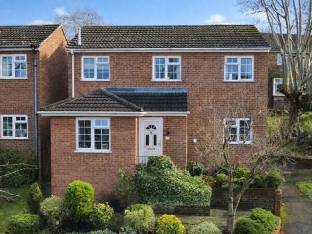 Conway Close, Frimley, 3 Bedroom Detached