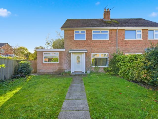 Conway Close, Knutsford 3 bed semi detached house to rent £1,895 pcm £437 pw