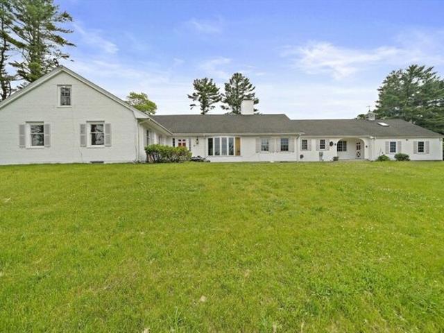 Conway Ln, Foxboro, Home For Sale