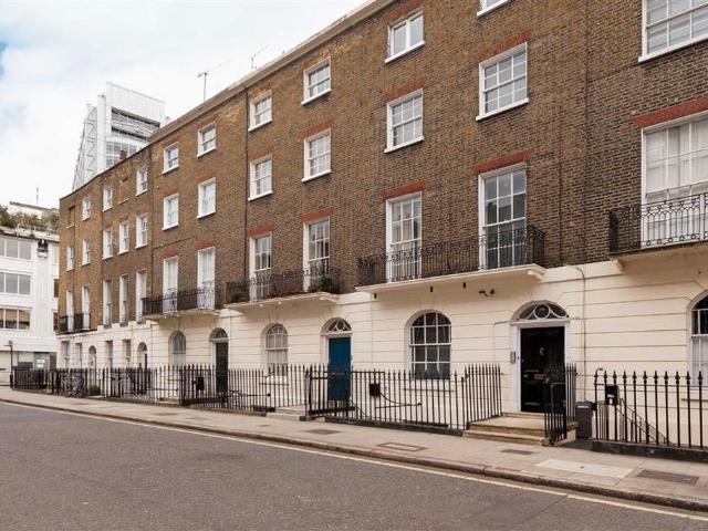 Conway Street, London W1T 2 bed flat to rent £3,250 pcm £750 pw