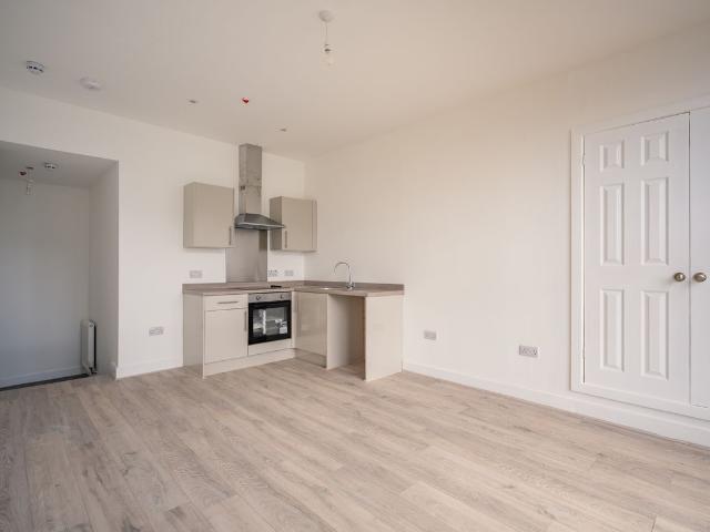 Conway Road, Penmaenmawr LL34, 1 bed flat to rent, £805 pcm | PrimeLocation
