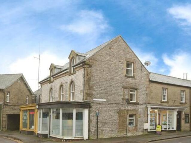 Concert Place, Buxton, 2 Bedroom Flat