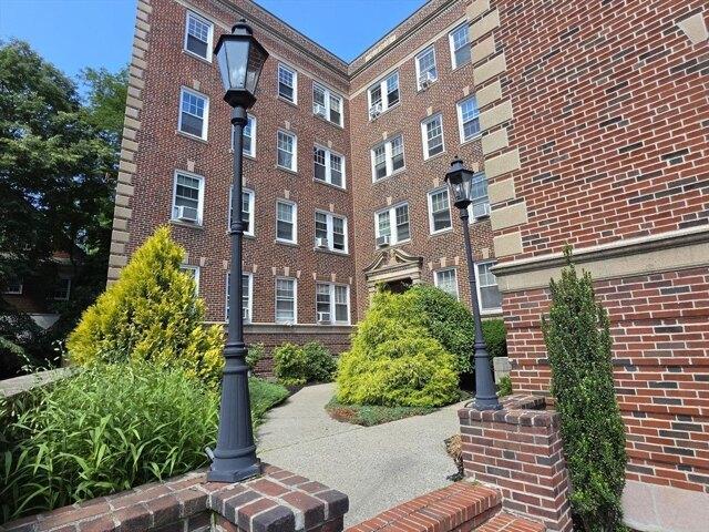 Concord Ave Apt,cambridge, Condo For Sale