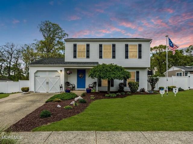 Concord Cir, Howell, Home For Sale